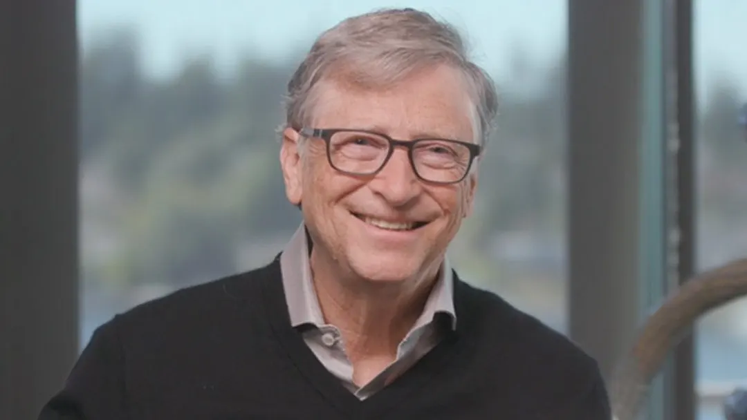 Microsoft celebra 50 anos com homenagem nostálgica de Bill Gates ...